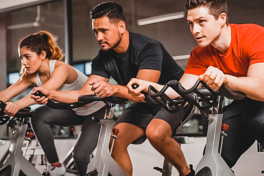 Bei einer Cycling-Party von WhatTheFit strampeln | Mit Vergnügen München